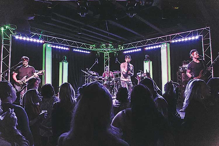 32 Below returns to town | News, Sports, Jobs - Minot Daily News